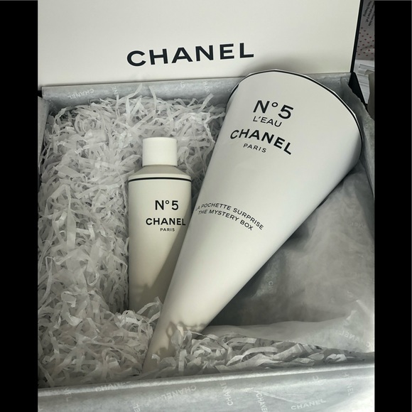 CHANEL | Skincare | Chanel No5 Leau Mystery Box Factory Five Collection ...